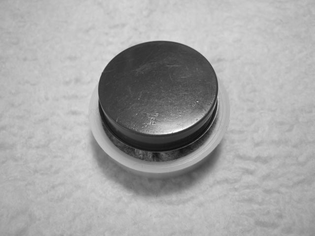 Tutorial – handmade felt covered buttons | Cynthia Reynolds